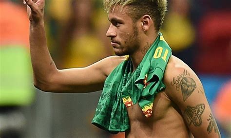 Estilista Da Grife Blue Man Diz Mandei Sunga M Para O Neymar E GG
