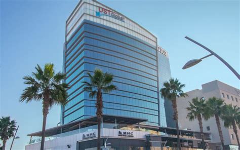 G Business District Revista Pro Le N