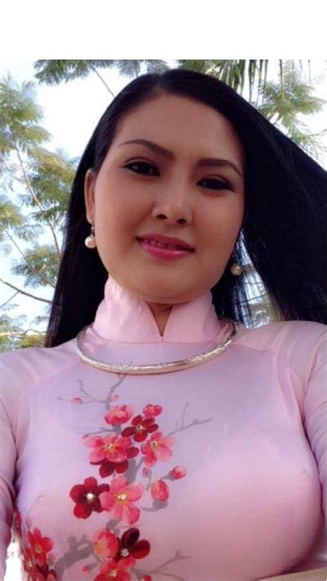 Ghim C A Paloma Tr N Ao Dai Ph N Con G I O D I