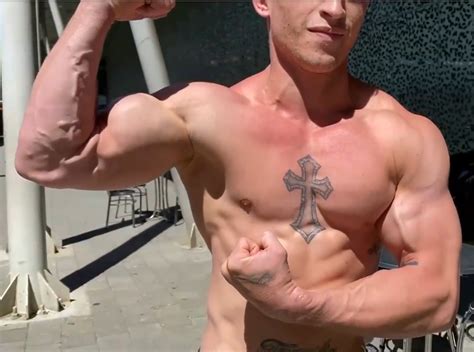 Dilon Massive Biceps Flex4Me