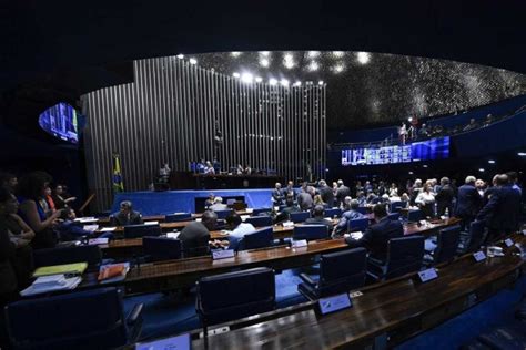 Reforma tributária Plenário do Senado aprova PEC em 1º turno