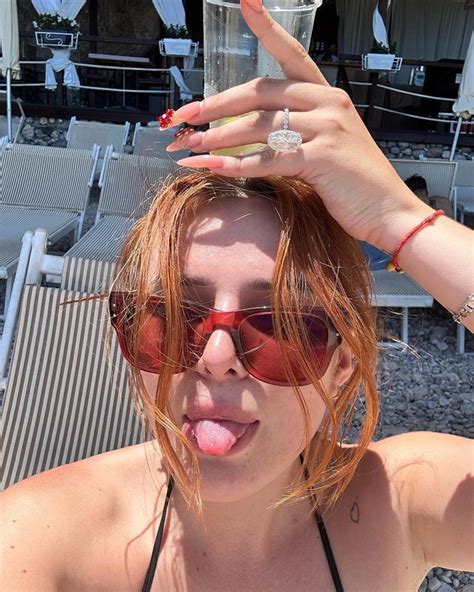 Bella Thorne Ex Disney Quase Mostra Demais Ao Posar Biqu Ni