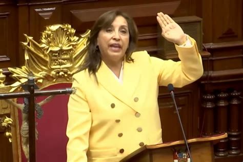 Quién es Dina Boluarte la nueva presidenta del Perú