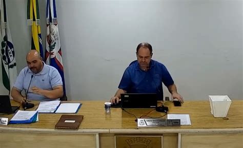 Câmara de Vereadores aprova abertura de CP contra Prefeito de