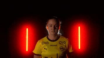 LSK Kvinner FK GIFs On GIPHY Be Animated