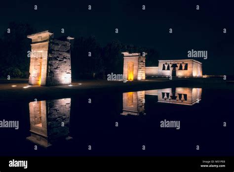 Madrid Spain Aud 22 2017 Night View Of The Templo De Debod Temple