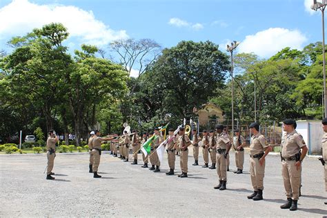 Foco Na Not Cia Pol Cia Militar Realiza Cerim Nia De Passagens De