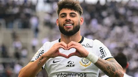 Mano desabafa pela primeira vez sobre episódio envolvendo Yuri Alberto