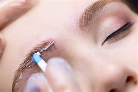 Regular Tint Vs Henna Eyebrows Important Differences