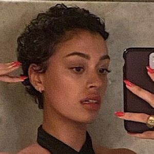 Emma Bahatii Mimmi Imani Nude Leaks Fapello