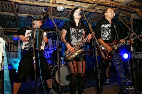 Koncert Jelenia Góra Letnie koncerty promenadowe w parku Zdrojowym