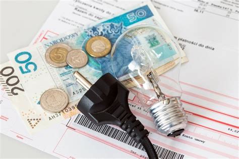 Dodatek osłonowy 2023 Kiedy wypłata dodatku za 2022 Deccoria pl