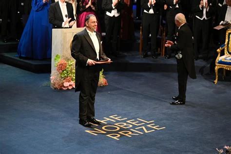 Daron Acemo Lu Nobel Ekonomi D L N Ald