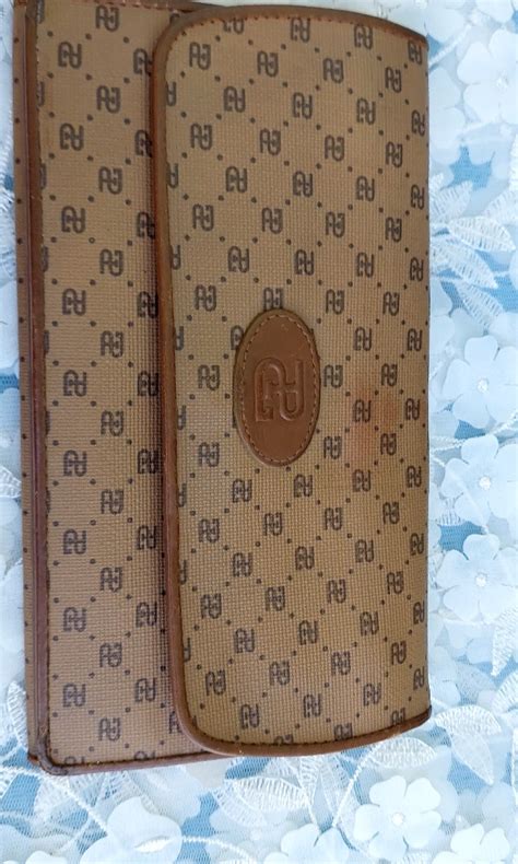 Paulo Gucci Long Wallet Luxury Bags Wallets On Carousell