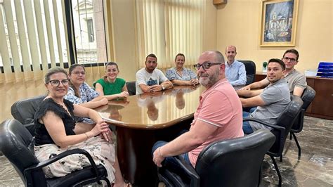 El equipo de gobierno de Catral se reparte las concejalías Información