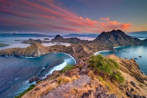 5 Daftar Wisata Alam Di Maumere Yang Menarik Untuk Di Sambangi
