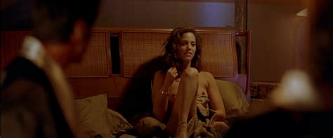 Watch Online Elizabeth Berkley Any Given Sunday Hd P