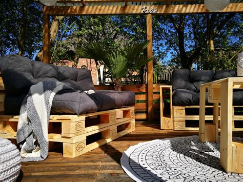 Terrasse Aus Paletten Mit Palettensofa Selber Bauen Selbermachen De