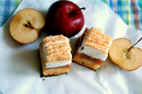 Cea mai bună prăjitură cu mere şi bezea Reţeta perfectă pentru un