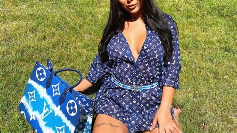 Photo Maeva Ghennam En Bikini Sur Instagram Le Avril