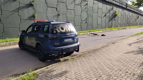 Suspeito morre ao atacar guarda após tentativa de assalto em Curitiba