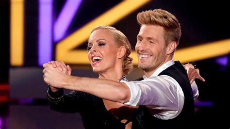 Isabel Edvardsson Let S Dance Star Ist Schwanger DER SPIEGEL