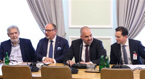 Sejmowa Komisja Spraw Zagranicznych poparła kandydaturę Jakuba Kumocha