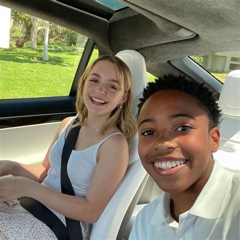 Mckenna Grace Friends Car Boyfriend Outfit Hair Actress Mckenna