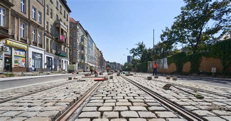 Przebudowa ulicy Pomorskiej i placu Staszica W sierpniu układają rozj