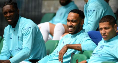 L OM s incline face à Eupen Aubameyang a joué