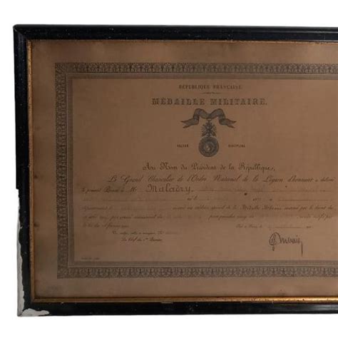 Ancienne Cadre Diplôme République français Médaille Militaire Sous