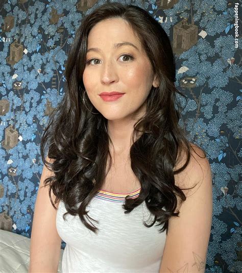 Mina Kimes Nude OnlyFans Leaks Fappening FappeningBook