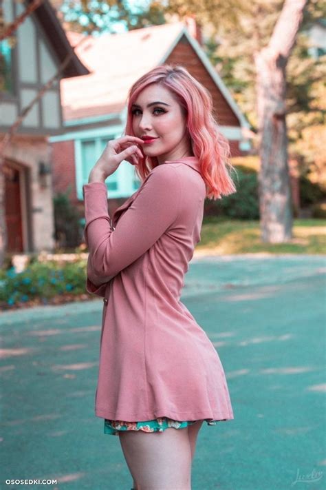 Luxlo Pink Naked Cosplay Asian Photos Onlyfans Patreon Fansly