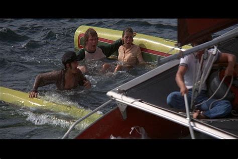 Nackte Donna Wilkes In Jaws 2