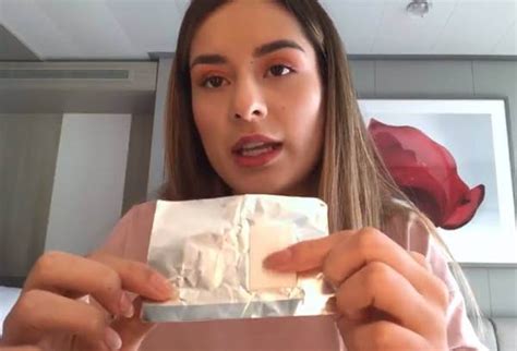 Descubrir 97 imagen como quitar las uñas de acrilico rapido Viaterra mx