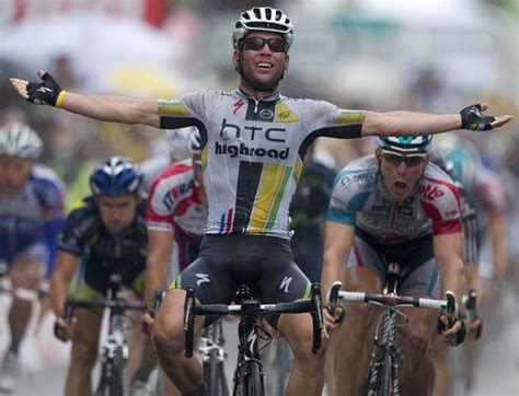 Tour De France Mark Cavendish Claims Green Jersey With Stage Victory