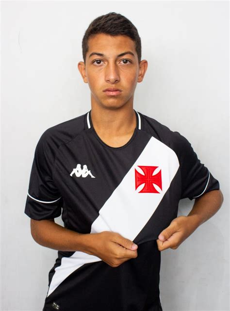 Guilherme Esteves é convocado para a Seleção Brasileira Sub 15 Vasco