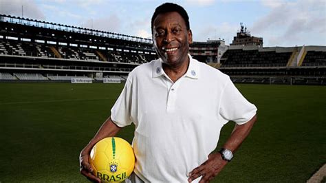 Lula sanciona lei que cria o Dia do Rei Pelé