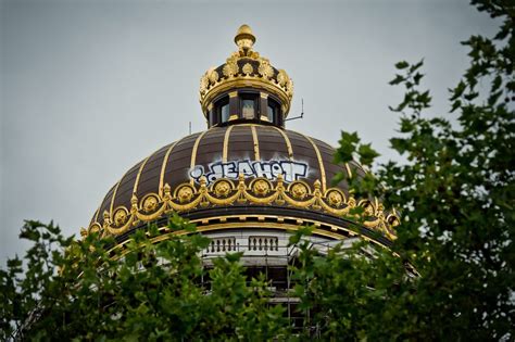 Brussel Justitiepaleis In Gevaarlijke Staat Brussel De Standaard