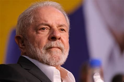 Lula define Múcio novos comandantes das Forças Armadas Estadão MT