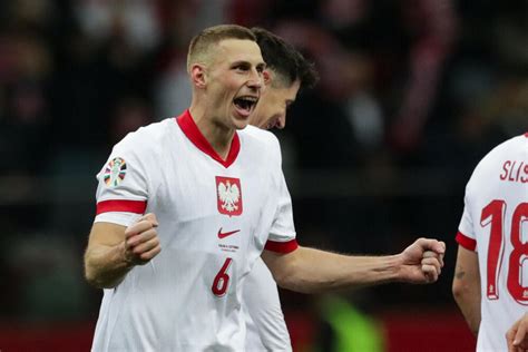 Kim Jest Jakub Piotrowski Sylwetka Pomocnika Reprezentacji Polski