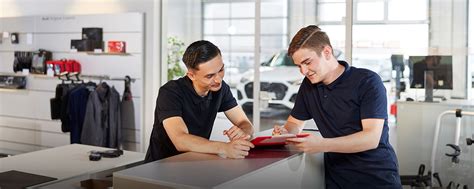 Ausbildung in der LöhrGruppe