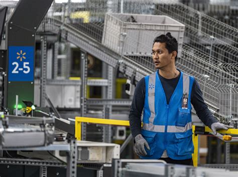 Inside The Massive New Walmart Fulfillment Center In McCordsville