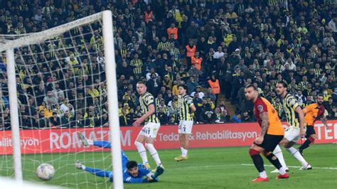 Fenerbahçe Galatasaray maç özeti izle maç kaç kaç bitti Maç özeti