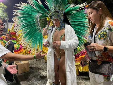 Como Rogério de Andrade queria Fabíola de Andrade rainha da Mocidade