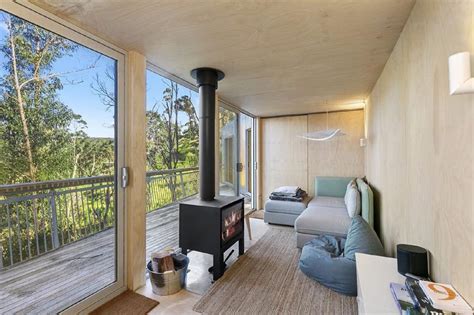 21 Stunning Homes Made Out Of Shipping Containers Loveinc