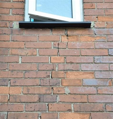Brick Cracks Types And Course Structural Guide