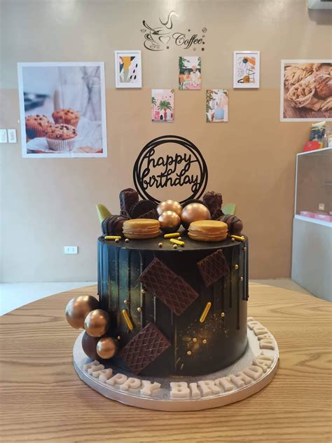 Custom Soft Icing Cake With Fondant Macarons And Real Chocolate 7x6
