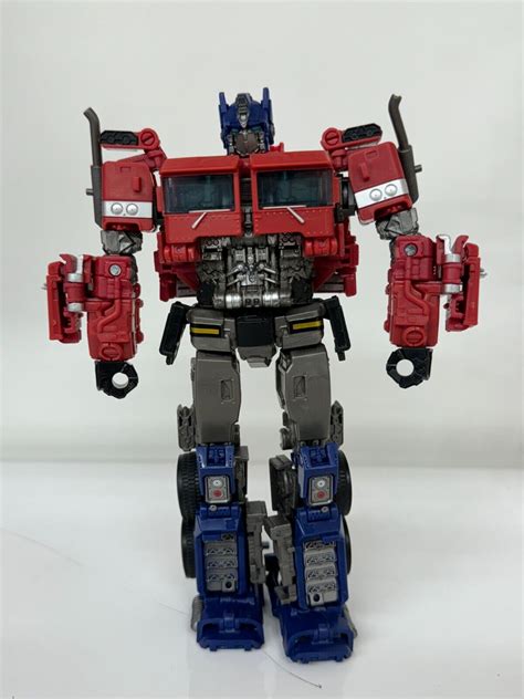 Transformers Toys Studio Series 38 Voyager Class Bumblebee Movie