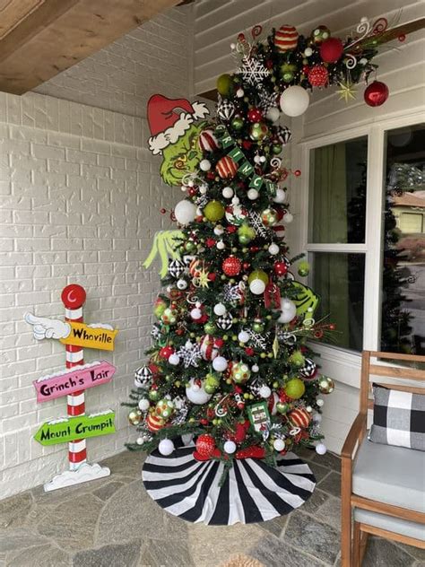 16 Grinch Christmas Tree Decorating Ideas Lady Decluttered